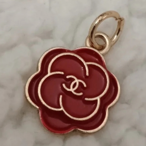 CHANEL | Jewelry | Chanel Gold Flower Zipper Pull Charm | Poshmark
